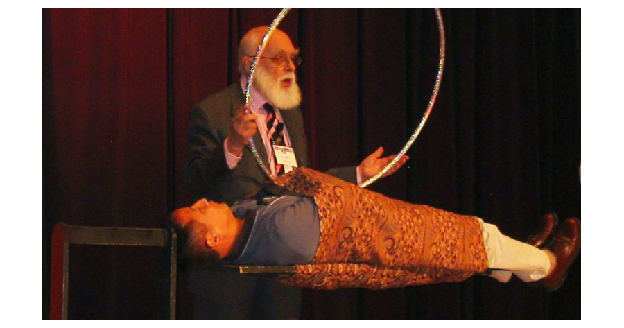 Hommage à James Randi (1928-2020) alias the Amazing Randi